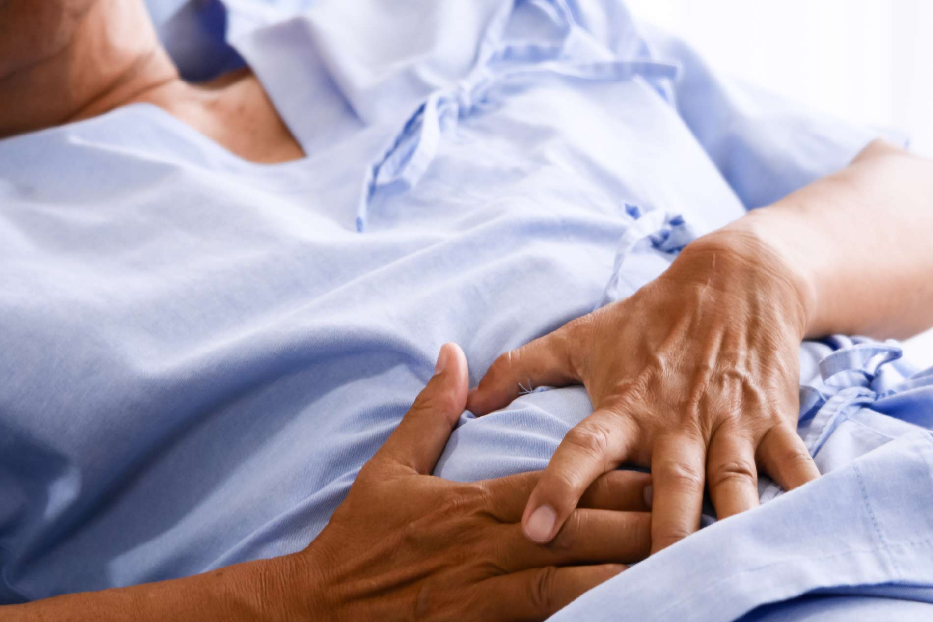 Apendicitis aguda: síntomas, diagnóstico y cuándo ir a urgencias ...